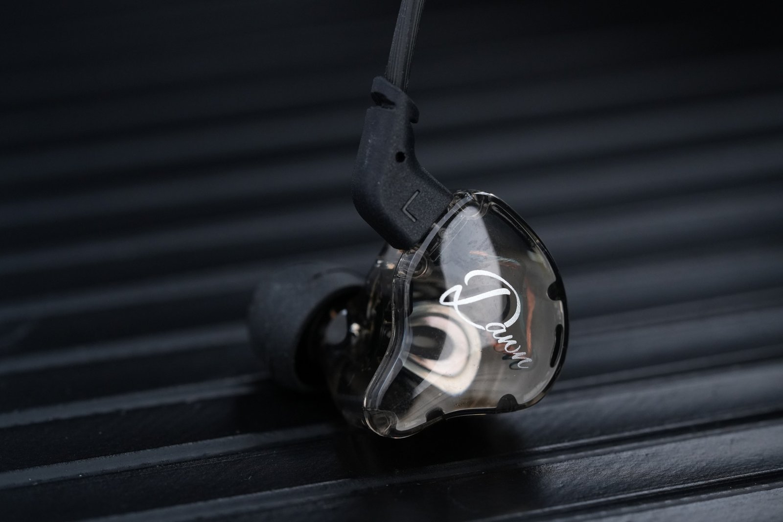 KZ Dawn Super Linear Dynamic Driver IEM with MIC - gadgetkhor