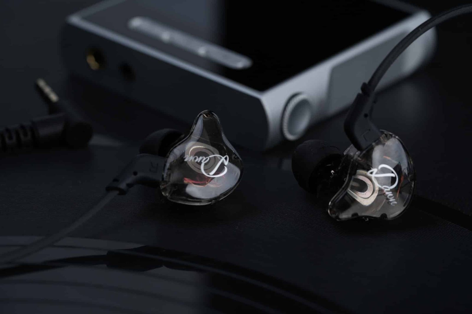 KZ Dawn Super Linear Dynamic Driver IEM with MIC - gadgetkhor